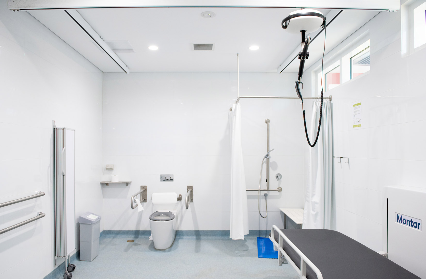 What is a Ceiling Hoist? - Para Mobility